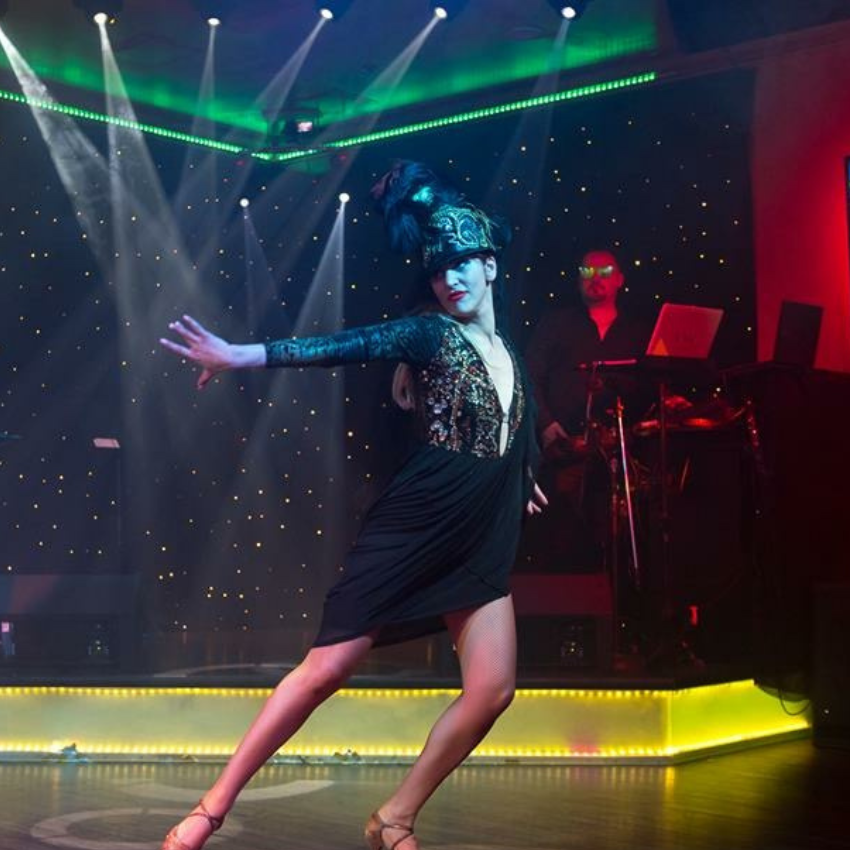 Origin and Beauty of Jazz Dance Performance in Chicago